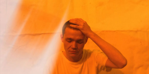 TURTLENEK | Westerman shares 'Kathy's Song', a Simon & Garfunkel cover