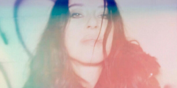TURTLENEK | Fawn unveil infectious new single "Mansions"